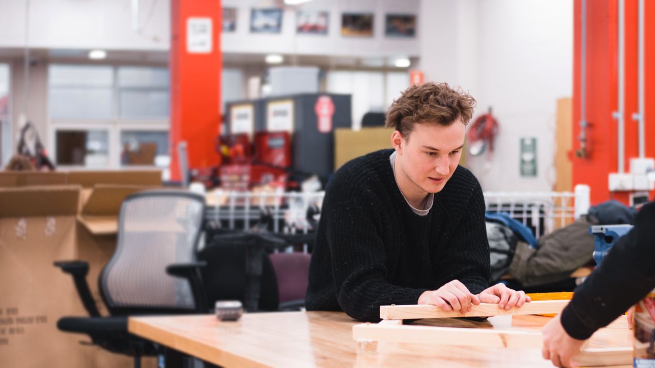 Bachelor of Engineering (Honours) (Professional) | Swinburne
