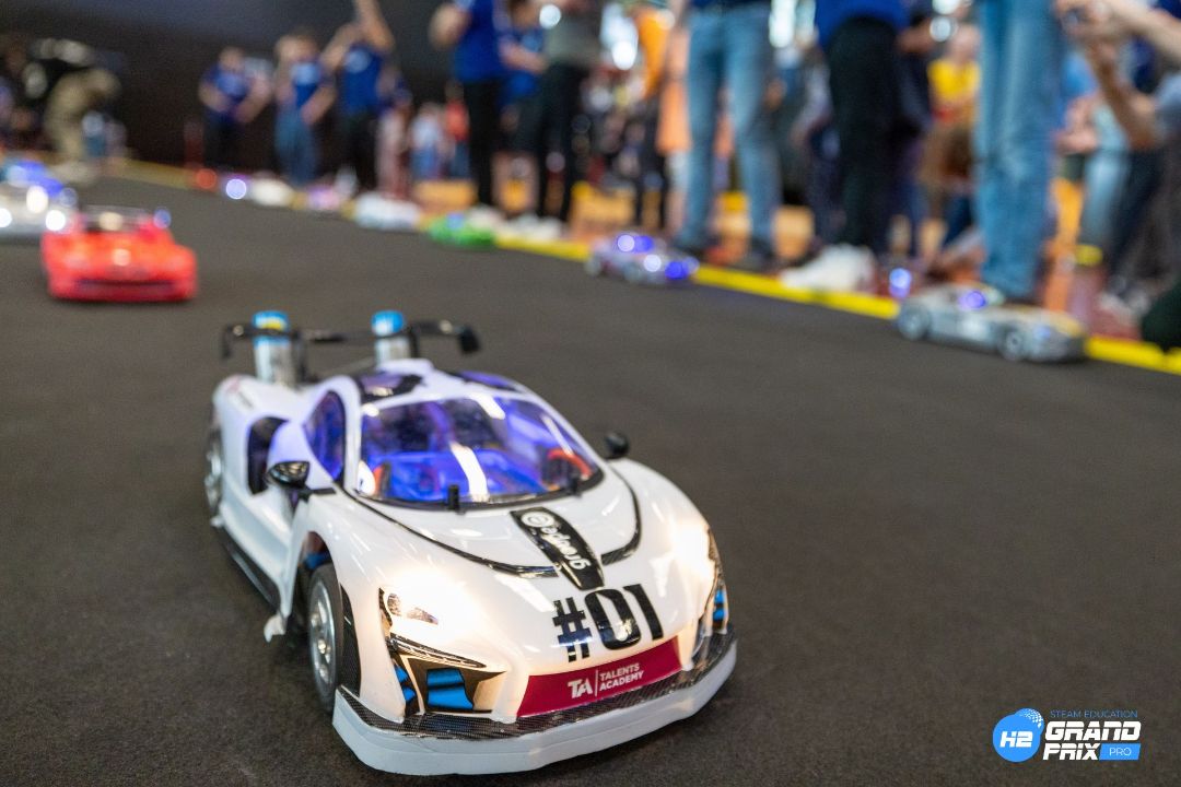 Fueling young innovators at the Victorian Hydrogen Grand Prix | Swinburne
