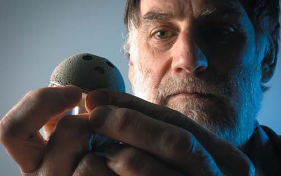 Swinburne researcher recognised among science and innovation leaders ...
