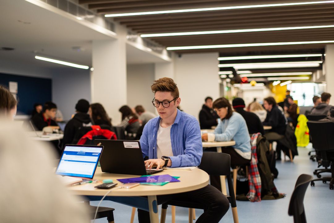 Tuition Fees for Local & International Students | Swinburne