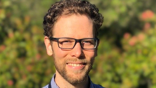 Chris van Raay | Alumni Stories